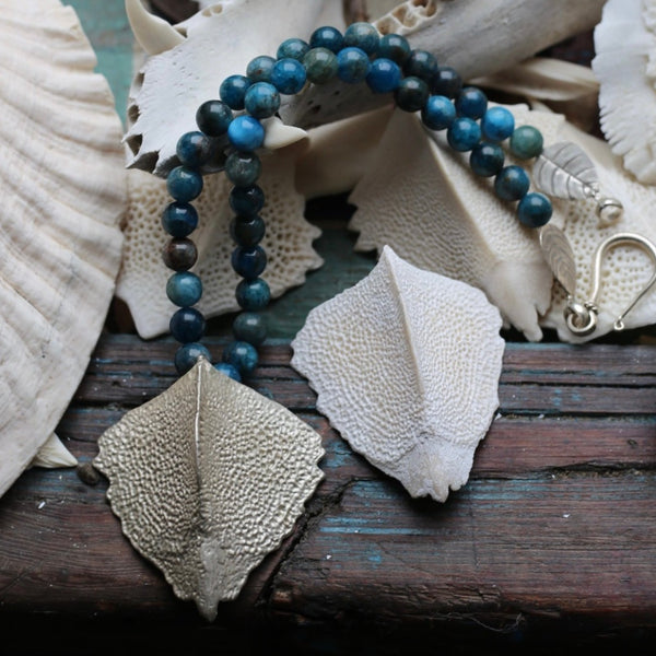 Sturgeon Plate Pendant Necklace - Sterling Silver – Gogo Inc.